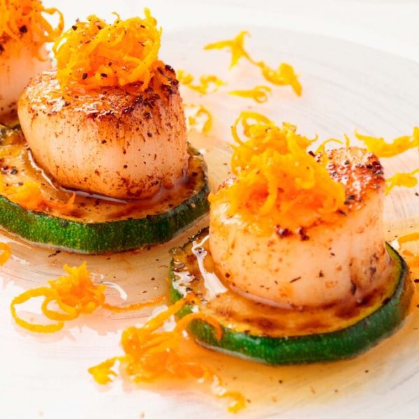 Seared Scallops with Blood Orange Vinaigrette - everybodylovesitalian.com