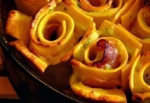 Pasta Roses "Rosette di Pasta" - everybodylovesitalian.com